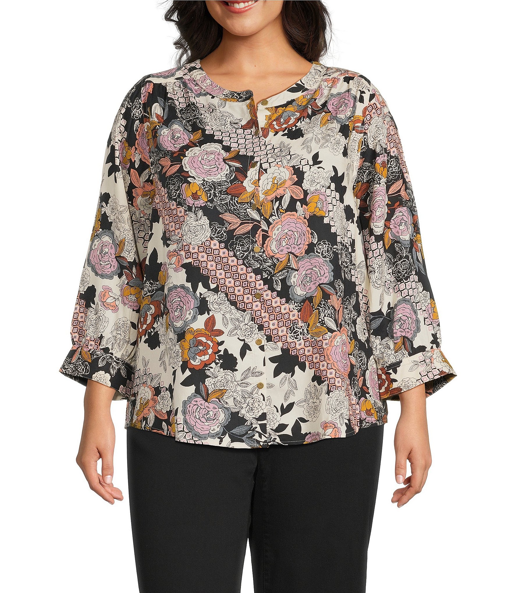 Intro Plus Size Soft Puckered Patch Floral Print Split Round V-Neck 3/4 ...