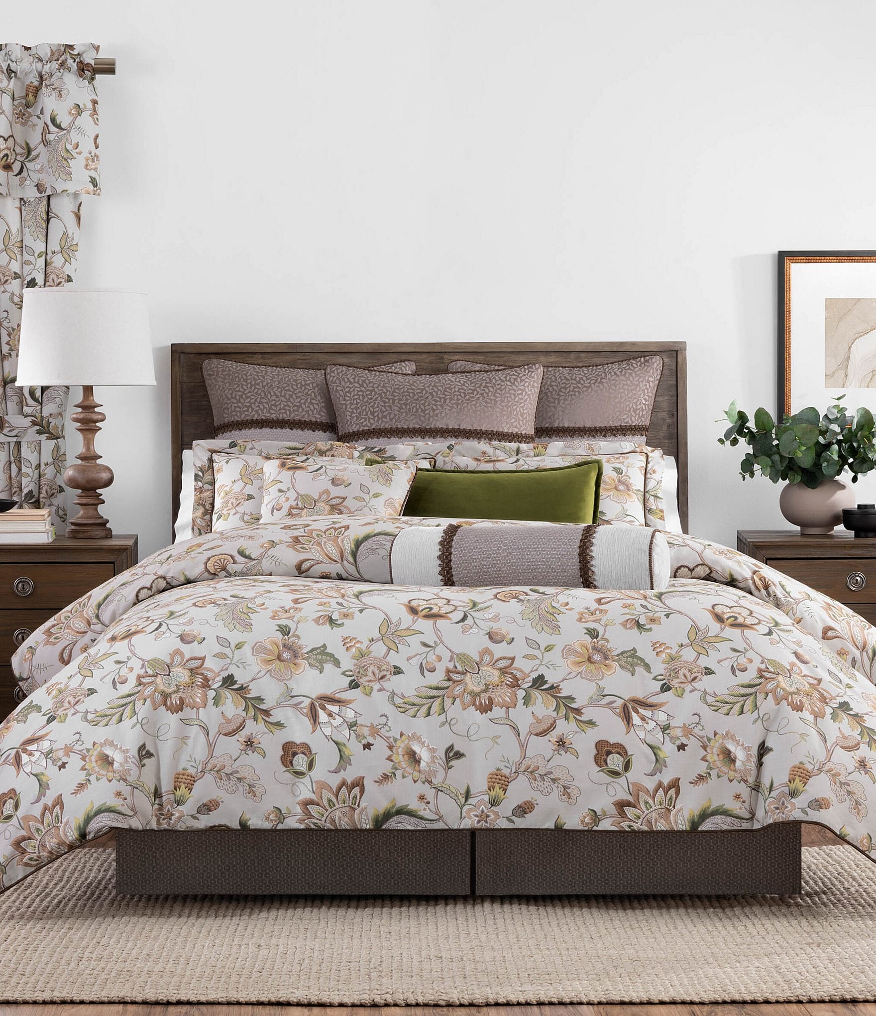 Rose Tree Esmerelda Damask Print Floral Comforter Set | Dillard's