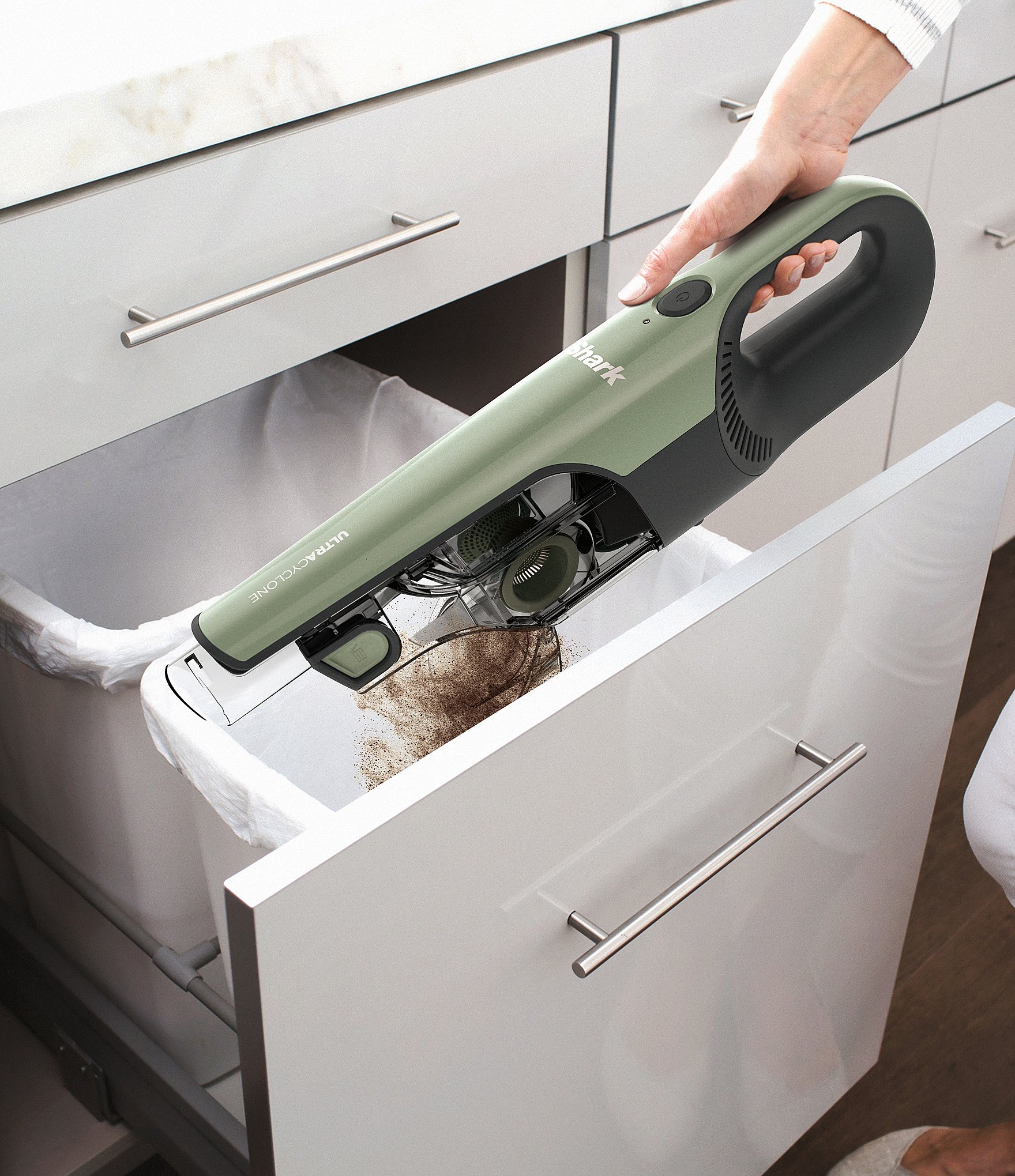 Shark UltraCyclone Pro Cordless Handheld Vacuum with XL Dust Cup ...